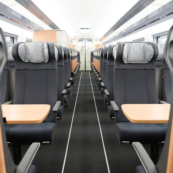 PM: erster ICE mit neuem Innendesign jetzt auf der Schiene - ICE-Treff